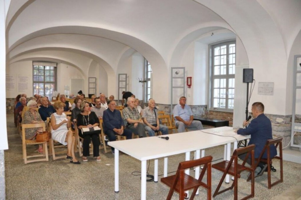 Predavanje prof. Tvrtka Jakovine povodom 80. godišnjice odluka ZAVNOH-a ...
