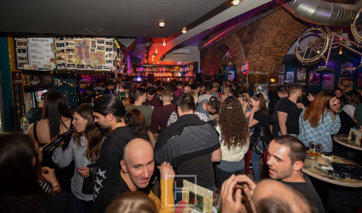 Klub mladih Rijeka: Humanitarna božićna akcija, božićne radionice i ...