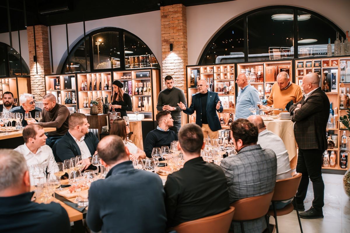 Vertikala žlahtina Hlam 9 Vinarije Šipun predstavljena stručnoj javnosti