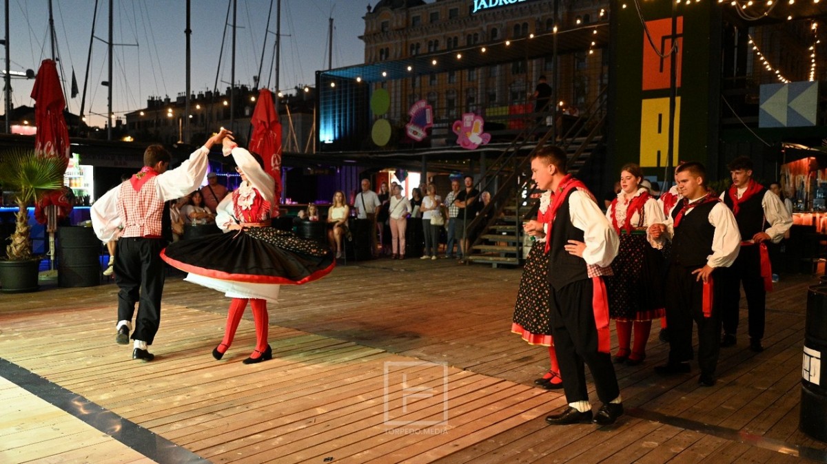 [VIDEO/FOTO] Otvoren Porto Etno Festival 2025. u Rijeci – world music, gastronomija i bogat ...