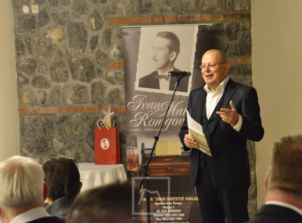 [VIDEO/FOTO] U Ronjgima predstavljena knjiga „Zelena mala dumbrava ...